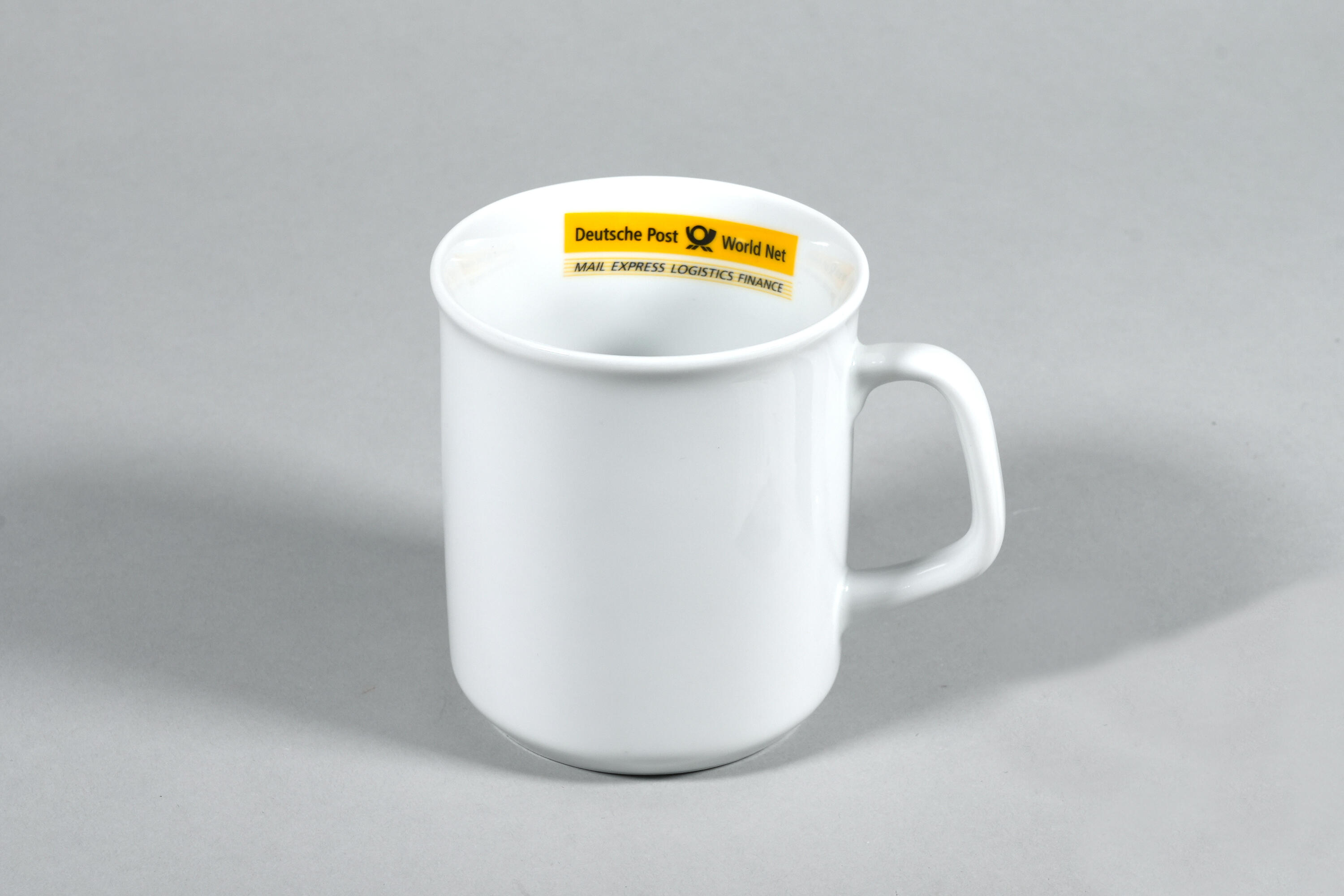 Werbung, Becher von Deutsche Post World Net Mail Express Logistics ...
