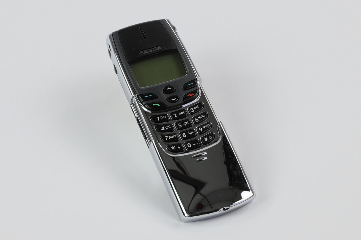 Mobiltelefon Nokia 8810 - Onlinesammlung MSPT