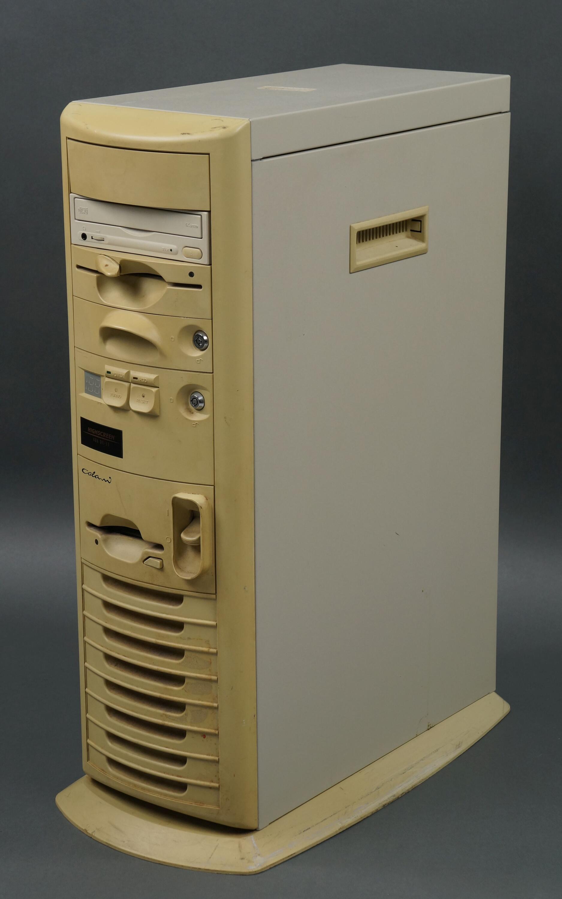 Highscreen Tower 486 DX-33 Sonderedition Colani - Onlinesammlung MSPT