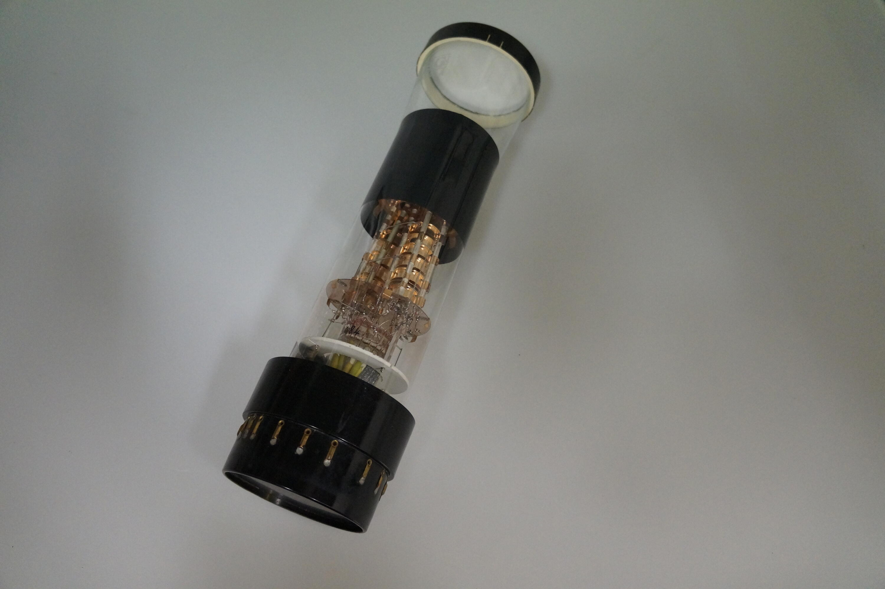 Zweistrahloszillographenröhre HR 2/ 100 / 1,5A - Onlinesammlung MSPT